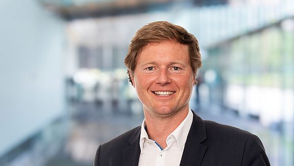 Armin Petermann wird stellvertretender Landesgeschäftsführer - BRK ...