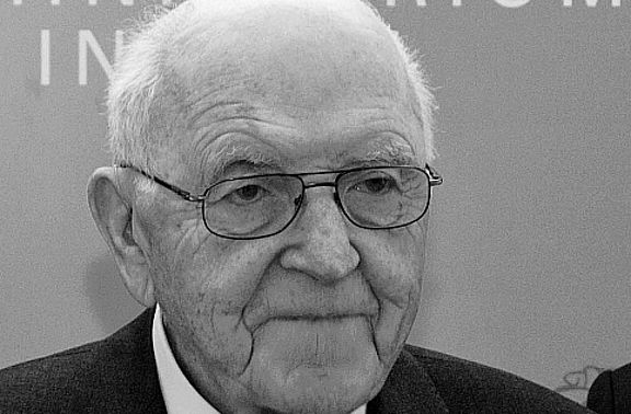 Das Bayerische Rote Kreuz trauert um Bruno Merk - BRK-Meldungen Das Bayerische Rote Kreuz trauert um Bruno Merk - BRK-Meldungen